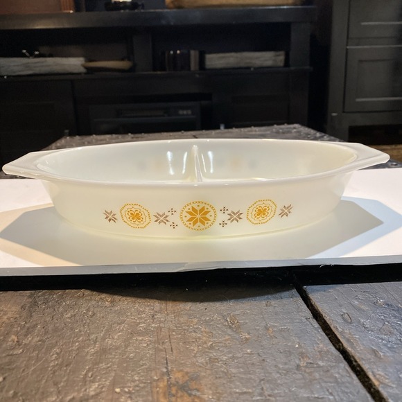Pyrex | Dining | Vintage Pyrex Ovenware Milk Glass Oval Double Divided ...